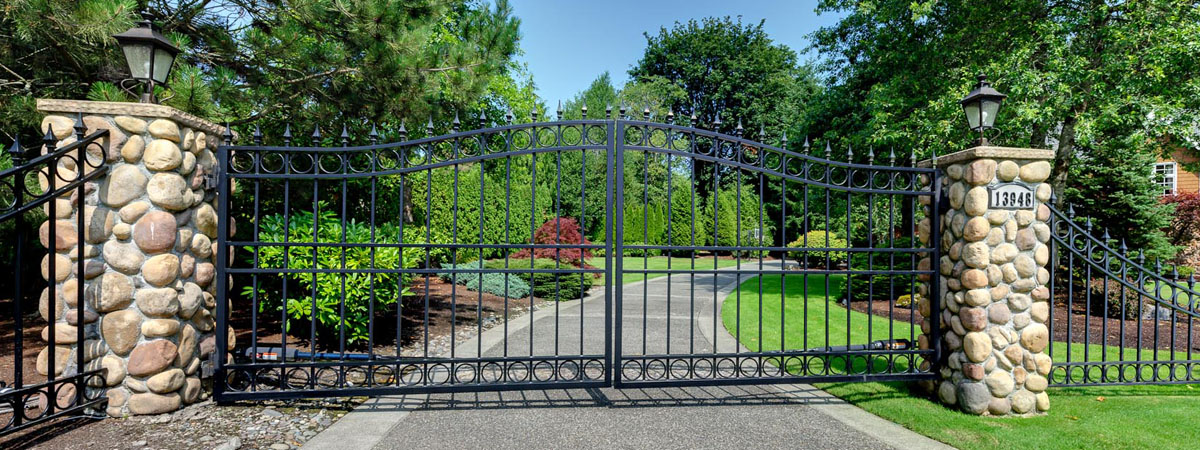 Gate Staining - The Staining Experts